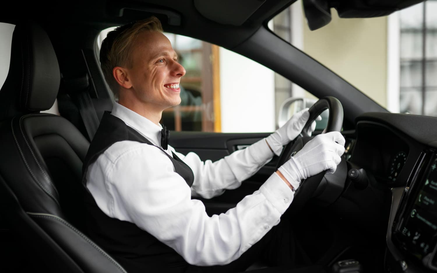 Corporate Transportation In Dubai, UAE | Stana Limousine